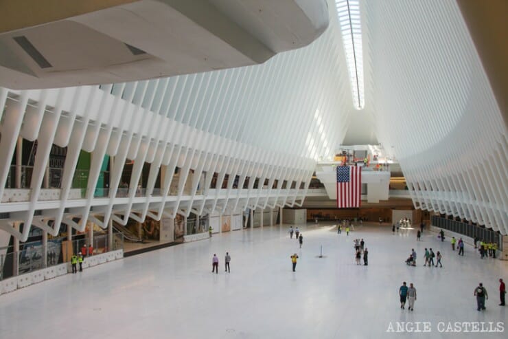 El Oculus, estación y centro comercial en el World Trade Center