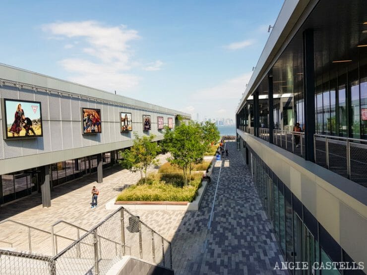 Empire Outlets, cómo comprar en los outlets de Staten Island