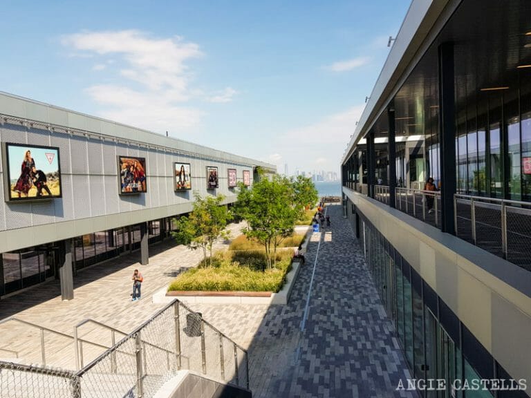 Empire Outlets, cómo comprar en los outlets de Staten Island